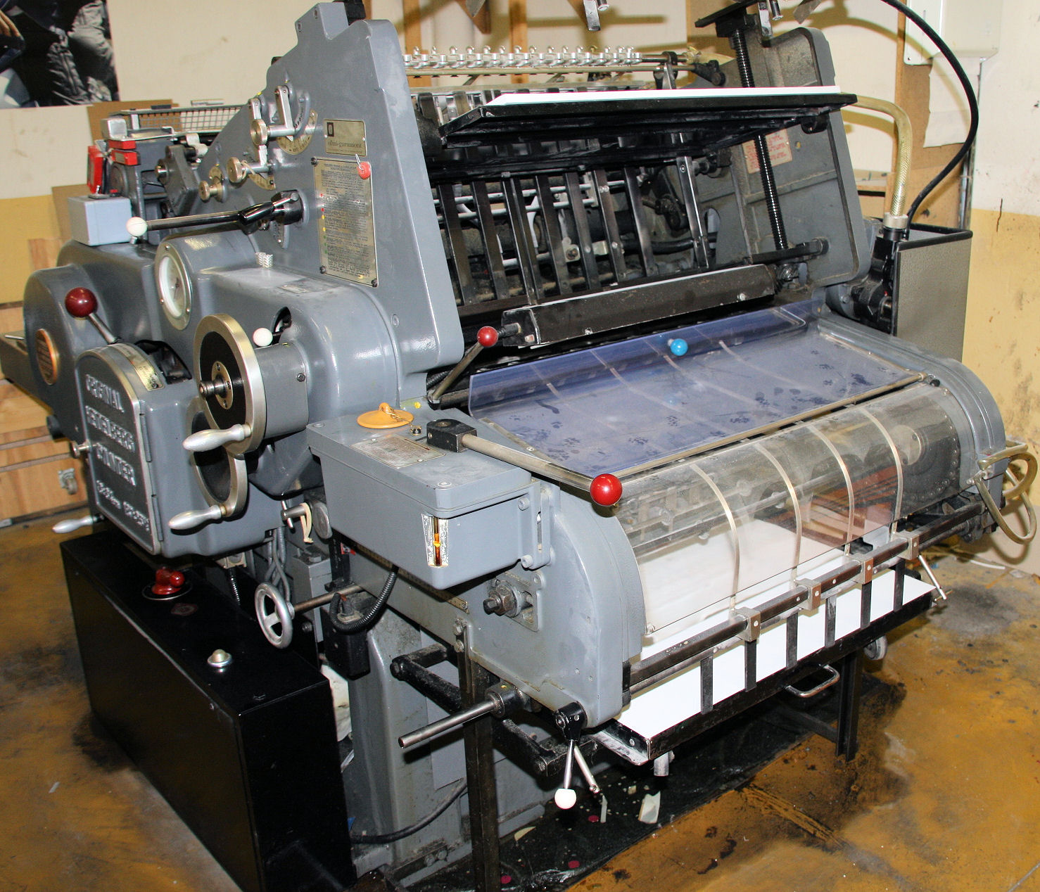 Materiels d'imprimantes d'imprimerie: les fournisseurs, grossistes et ...