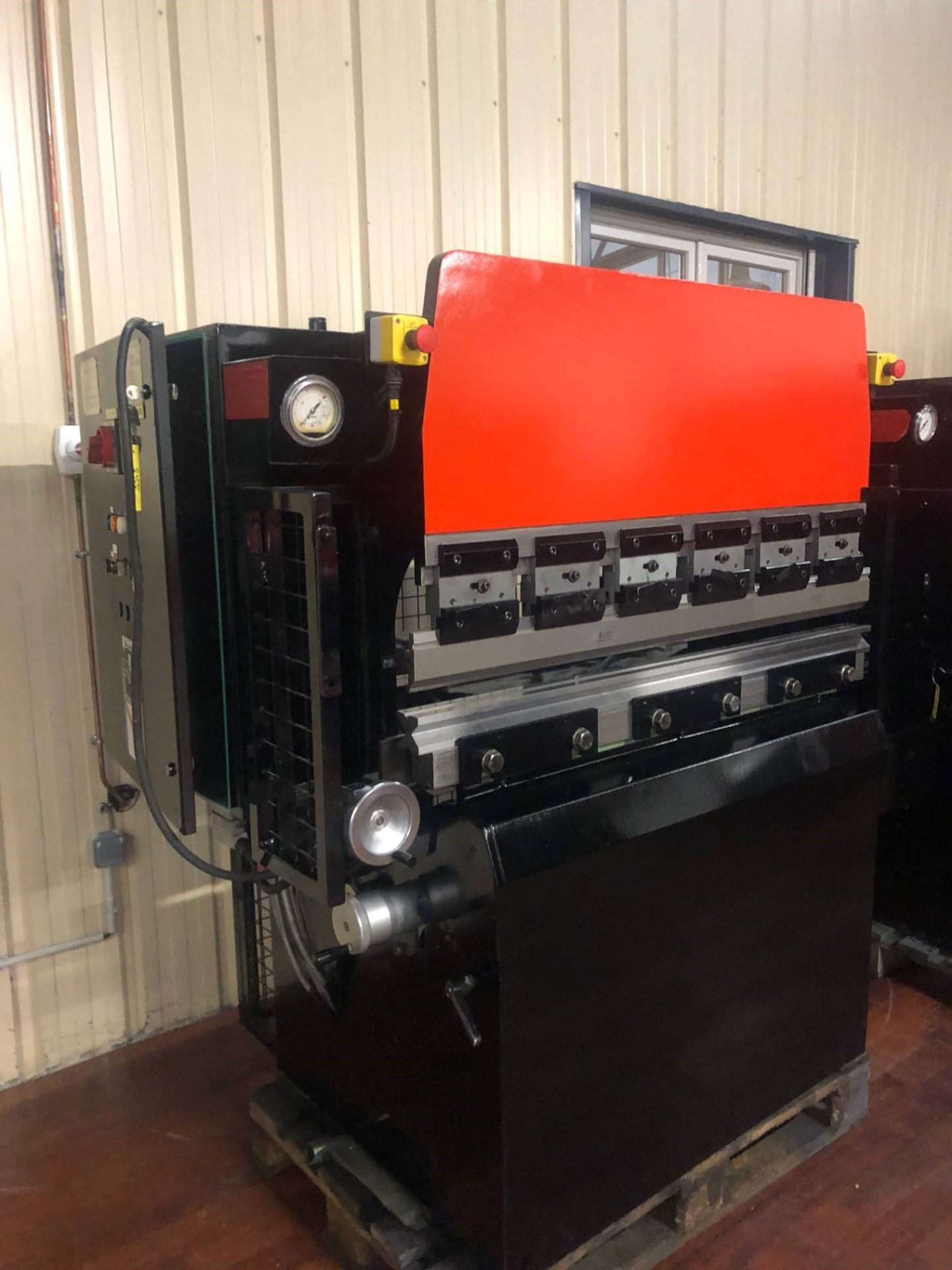 Presses plieuses industrielles - tous les fournisseurs - presses ...