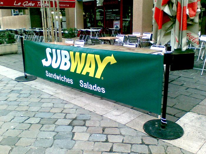 Banderole publicitaire en pvc 500gr + fourreaux soudes - Pub'Image