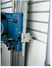 Scie verticale à déplacement automatique du groupe de sciage et ...