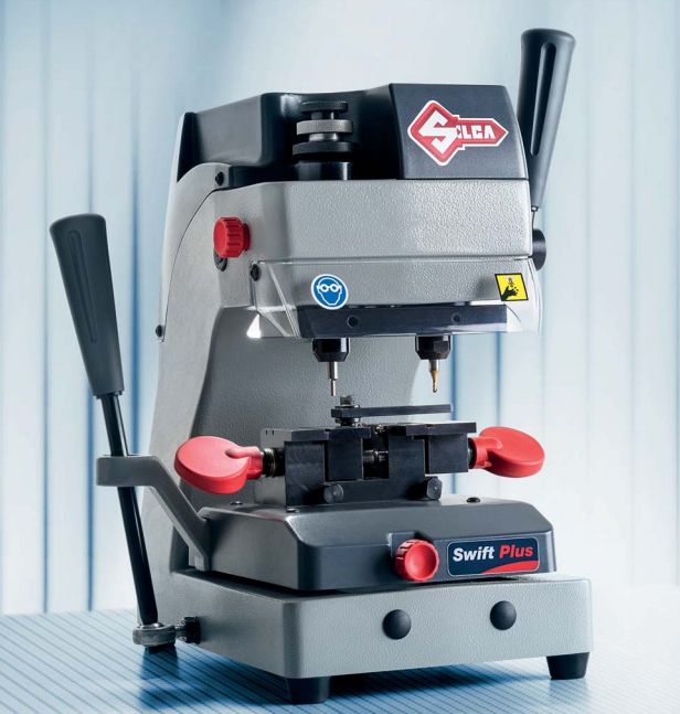 Swift plus machine à clé à points et laser - silca sa - poids 12 kg