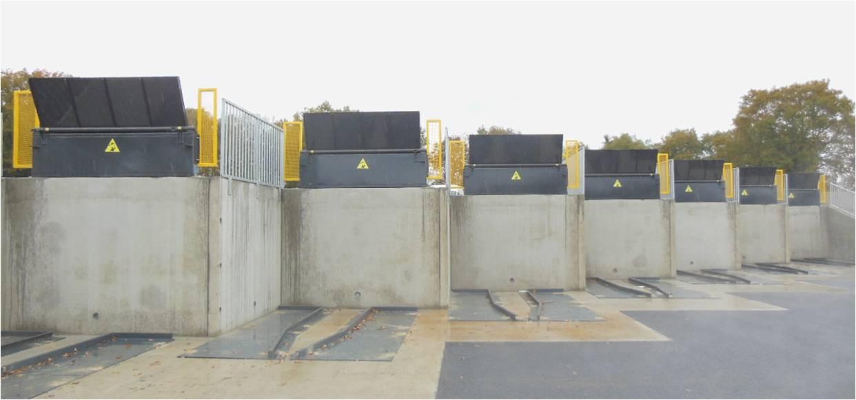 Rails de guidage pour bennes et compacteurs