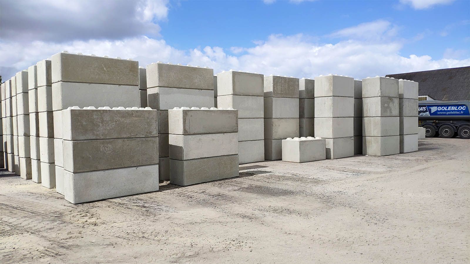 Bloc beton lego - golebloc - dimensions 400x800x1600 mm