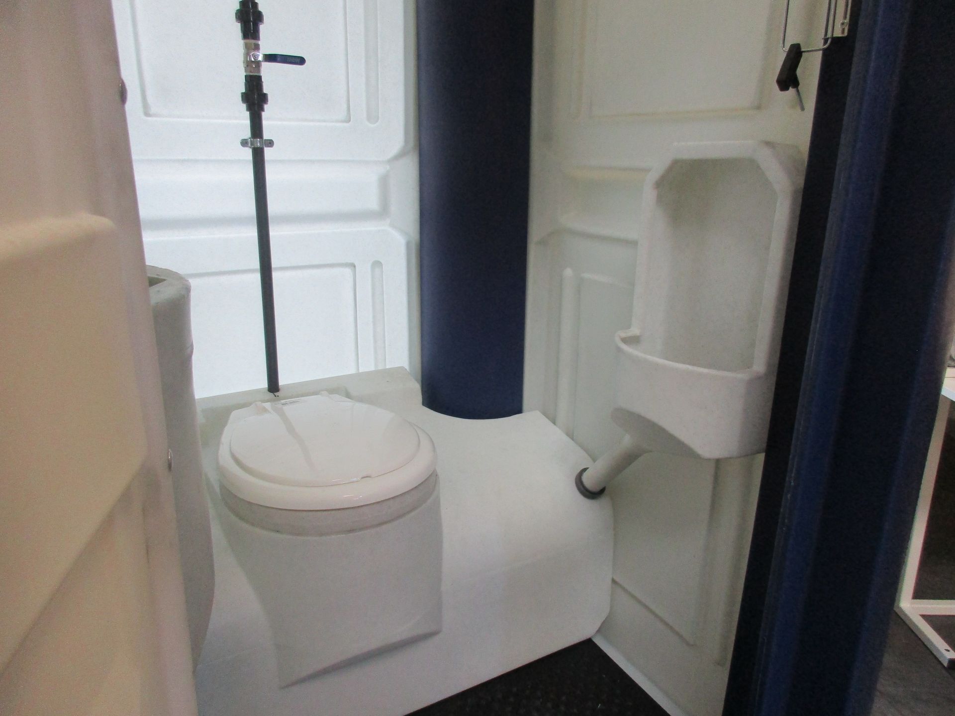 Cabine wc raccordable - à l'anglaise - mecabi