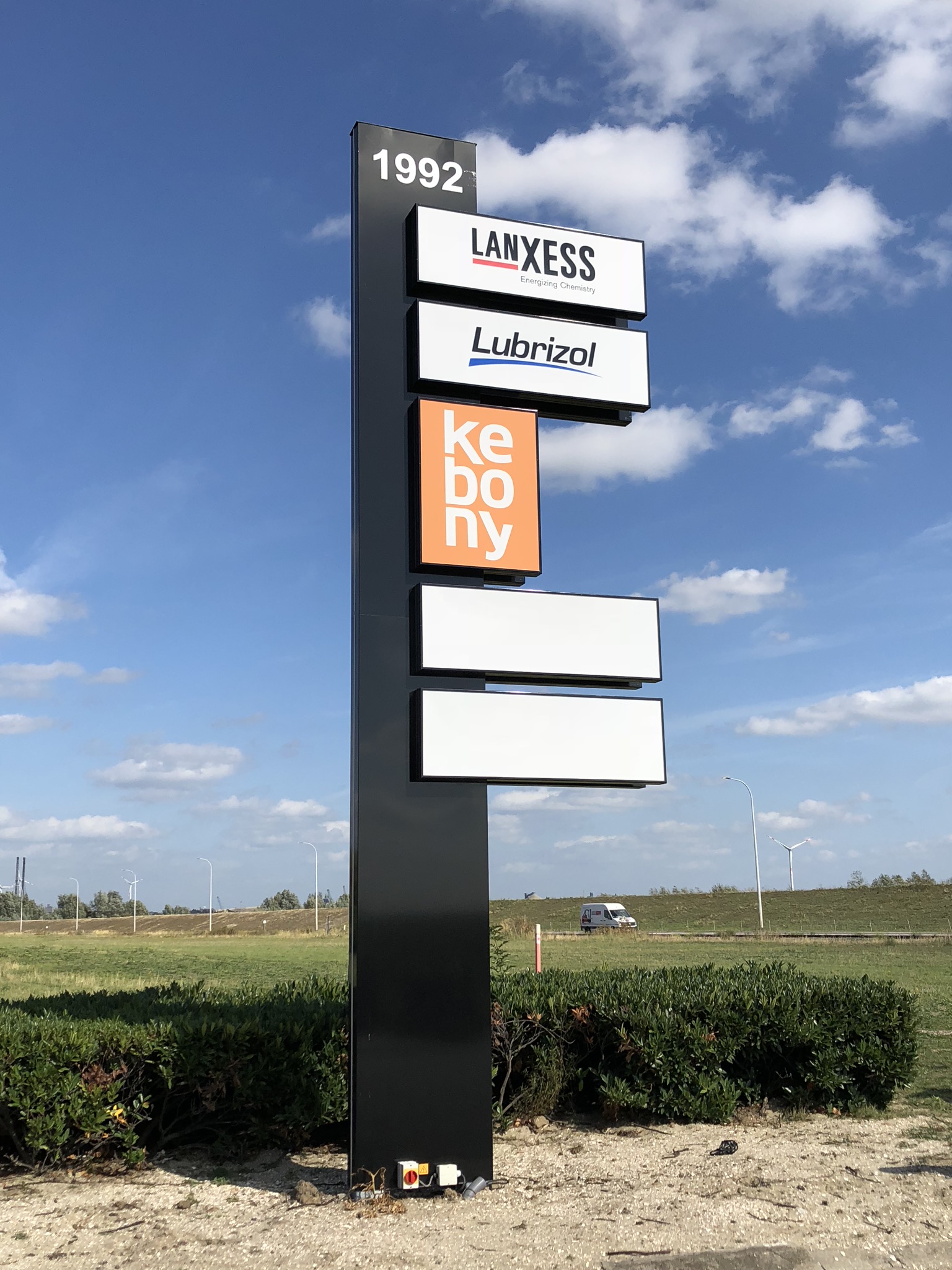 Totems lumineux - tous les fournisseurs - communication - événementiel ...