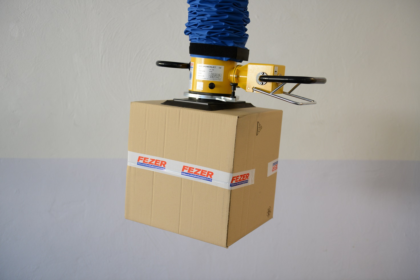 Manipulateur de carton devis sous 24h