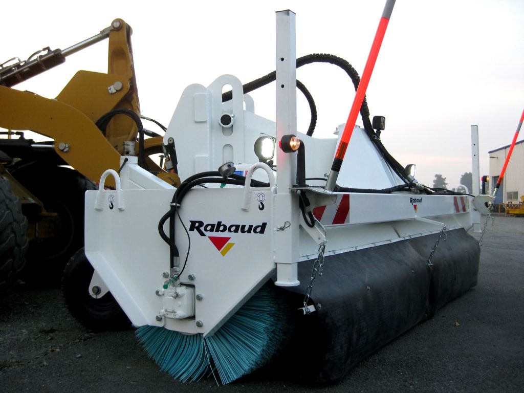 Meganet 4000 - balayeuse aligneuse - rabaud - longueur du balai : 4000 ...